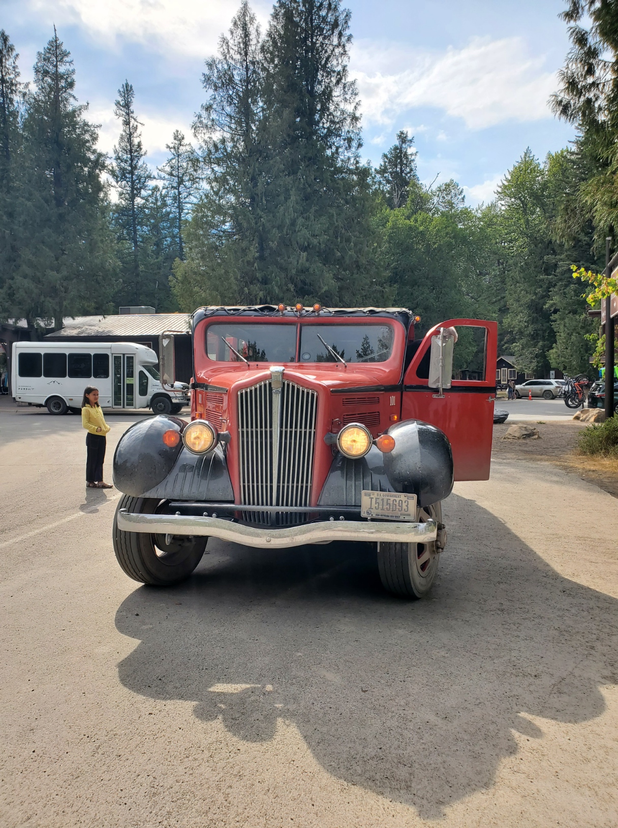 Red Bus Tour of the Western Side of Glacier National Park – Messina Musings